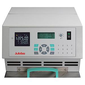 Cryostat à circulation Compact HighTech CF31 - Julabo | Labo and Co